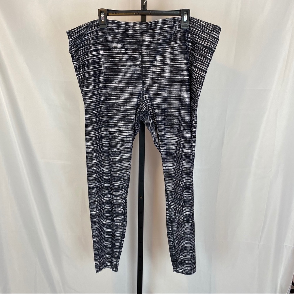 Joy Lab Black & White Athletic Leggings, Size 3x - Gem